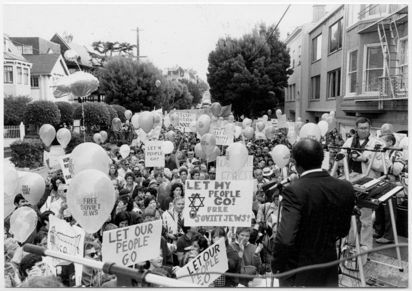 American Soviet Jewry Movement Photographs Collection: Simchat Torah ...