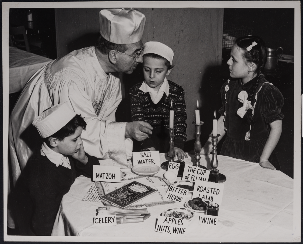 A Tapestry of Passover Observance - American Jewish Historical Society